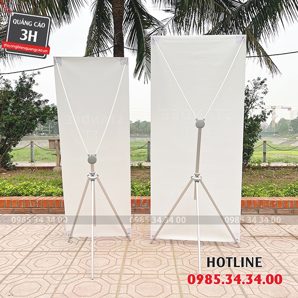 Cây Standee Chữ X Điều Chỉnh Nhôm