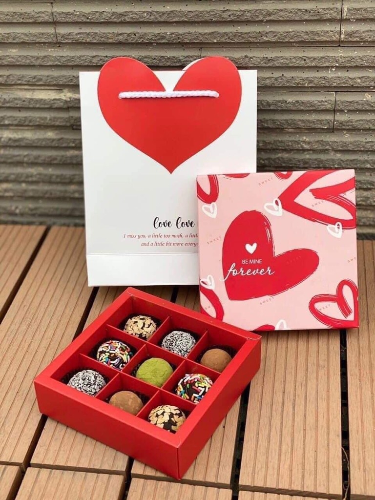 Hộp giấy đựng socolo 9 viên tim đỏ Be Mine GABI - Đồ làm bánh, pha chế ...