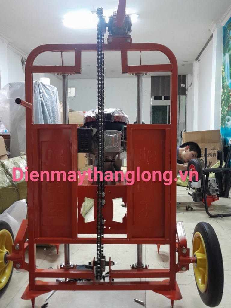 Máy khoan đất Loncin 7HP trồng cây có giá đỡ Hiệu quả cao ...