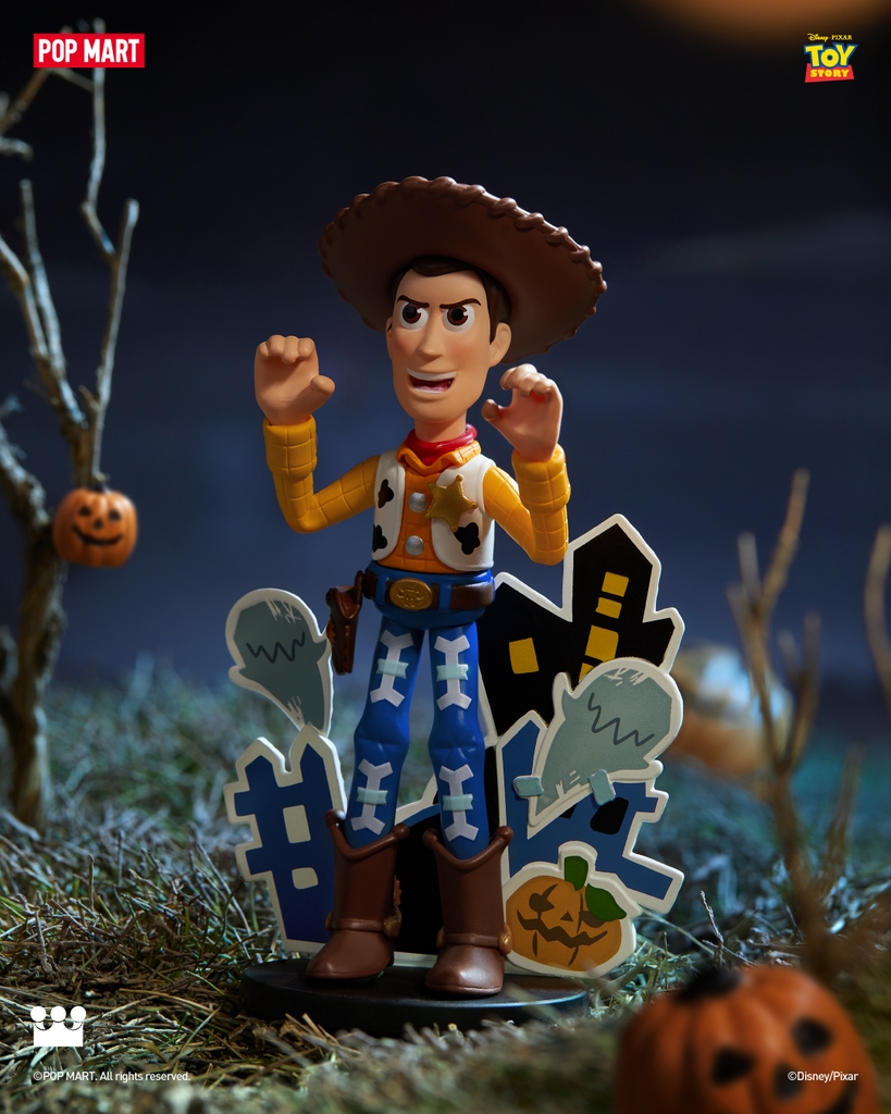 Disney/Pixar Spooky Night Series Figures | Toyist Zone