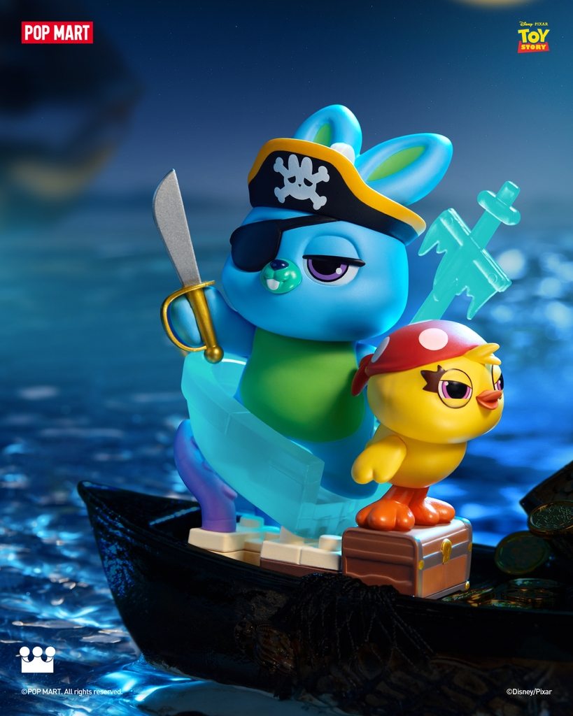 Disney/Pixar Spooky Night Series Figures | Toyist Zone