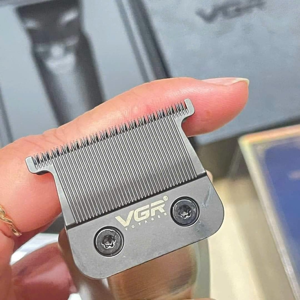 Tông đơ cạo viền VGR 901 có tubor tăng giảm tốc độ Mỹ phẩm Trường An