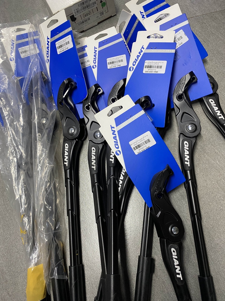 Chân chống GIANT XTC 800, XTC 800 PLUS, XTC 820 | Vua Xe Đạp - Xe đạp ...