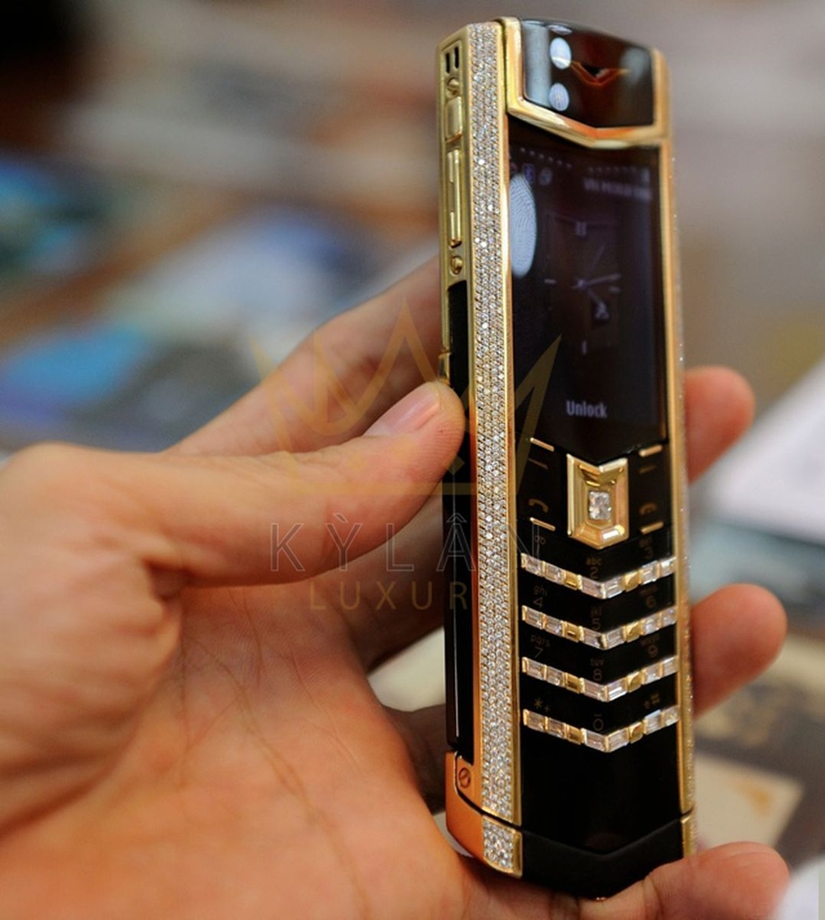 Vertu Signature Diamond có giá hơn 4 tỷ Việt Nam | Kỳ Lân Luxury