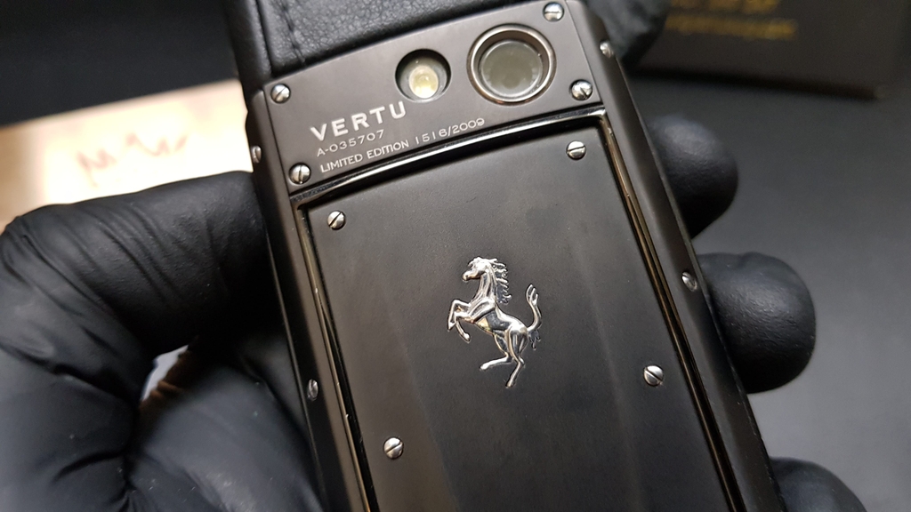 Vertu Ascent Ti Ferrari Limited Edition | Kỳ Lân Luxury