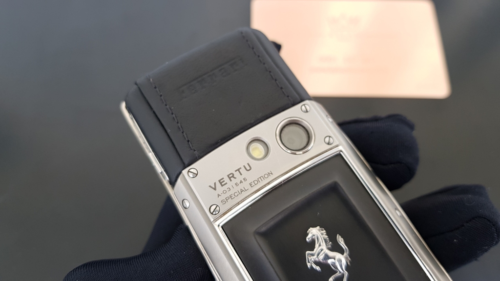 Vertu Ascent Ti Ferrari Limited | Kỳ Lân Luxury