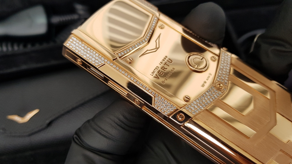 Vertu Signature S Full Gold Mix Diamond | Kỳ Lân