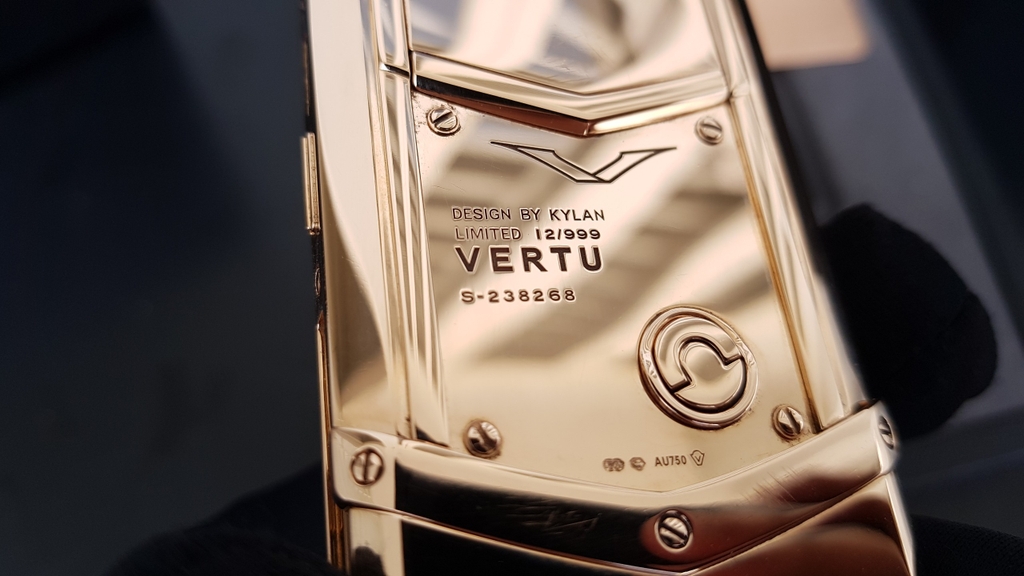 Vertu Signature S Full Gold 18K (Au750) | Kỳ Lân