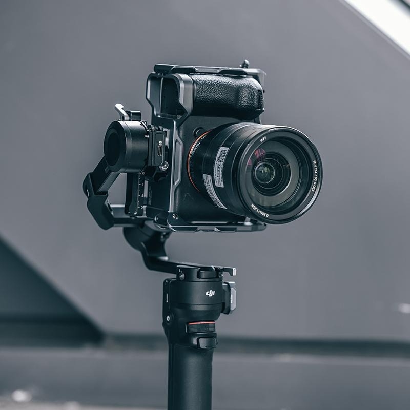 Đế gắn tấm tháo lắp nhanh F38 RS3 Mini Quick Release Base 3343 | Huy Linh