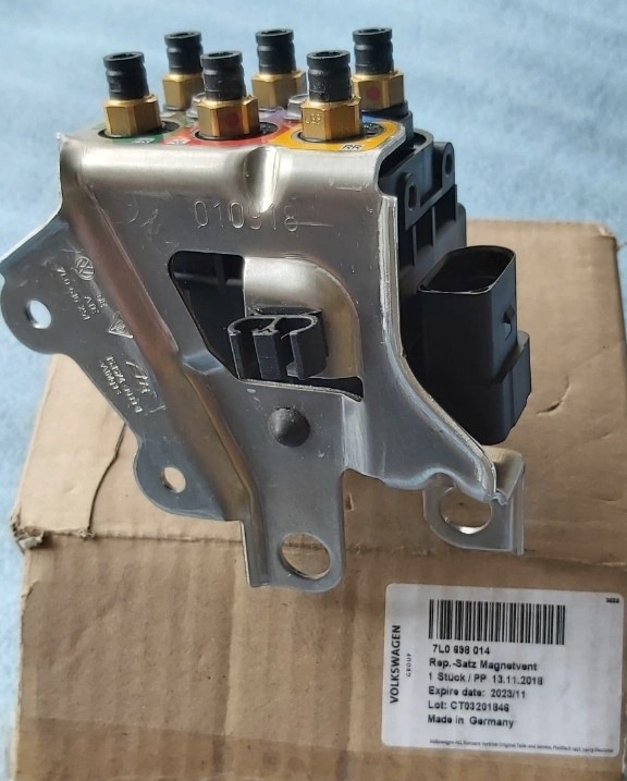 Van chia hơi bơm phuộc nhún xe Audi Q7, Volkswagen Touareg - 7L0698014