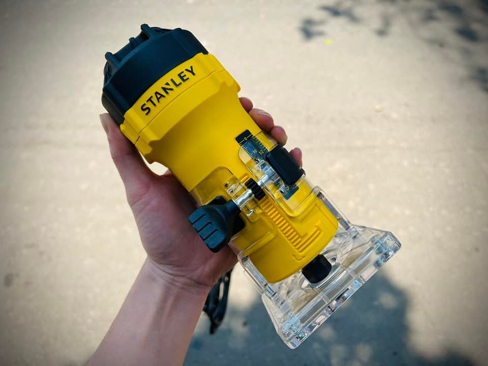 MÁY PHAY CẦM TAY 550W 6.35 MM STANLEY ST55-B1 - HÀNG CHÍNH HÃNG