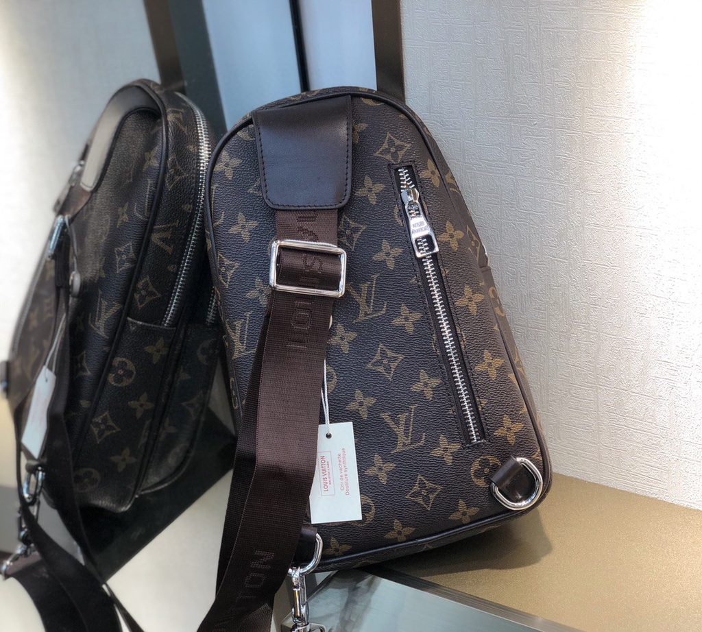 Lv Chest Bag Prices In Store | semashow.com