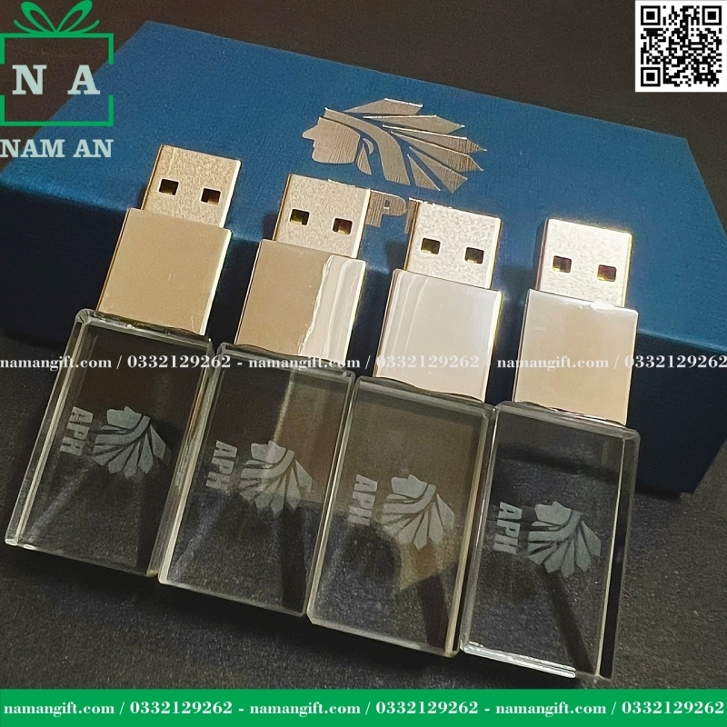USB PHA LÊ QUÀ TẶNG BẮN CÁT LOGO CÔNG TY GIÀY APACHE
