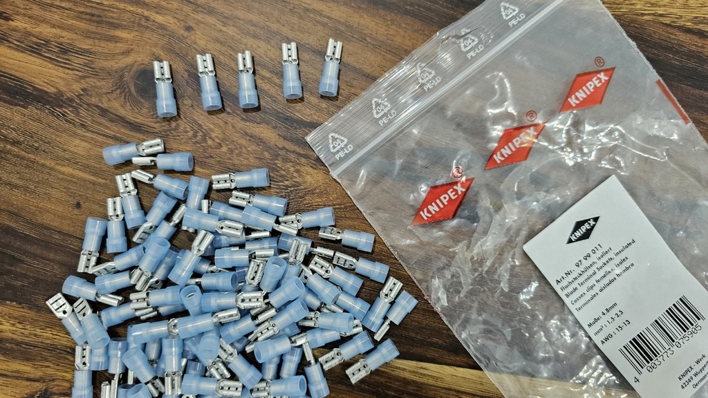 Đầu Cos Ghim Capa 4.8mm Knipex 1.5 - 2.5 mm² 97 99 011 (Bịch 100 Chiếc)