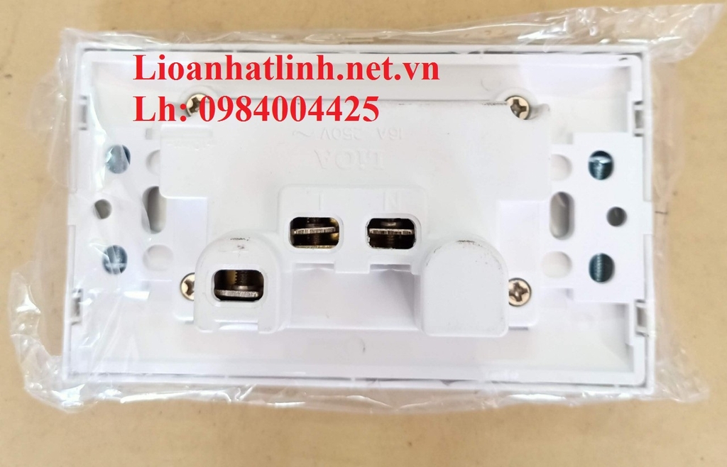 BÁN Ổ CẮM ĐÔI 3 CHẤU LIOA MÃ SẢN PHẨM E18S2D GIÁ RẺ