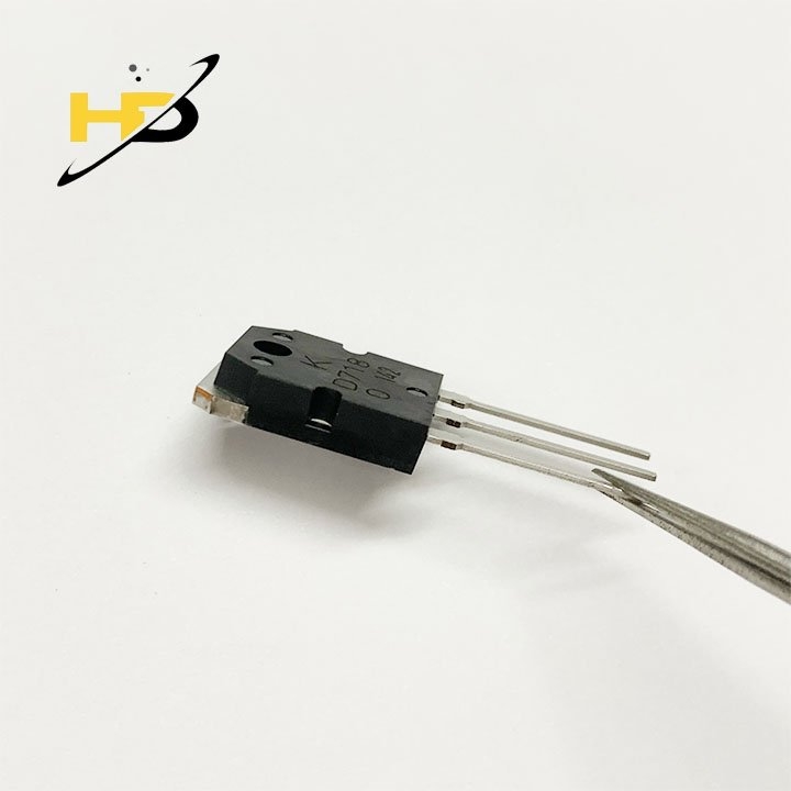 Transistor D718 2SD718 NPN 8A 160V TO-3P KEC Lõi Đồng