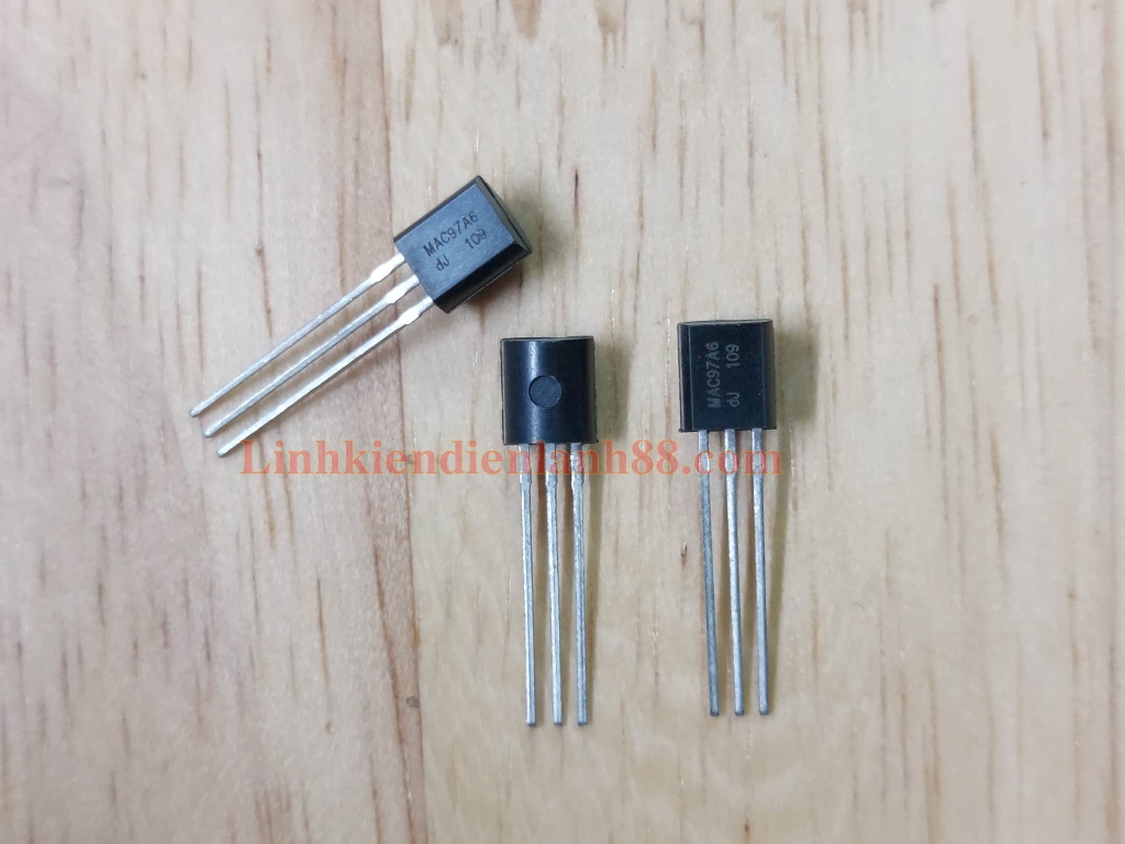 Triac MAC97A6 97A6 TO-92 800mA 600V mới chính hãng 100% chân Đồng chống ...