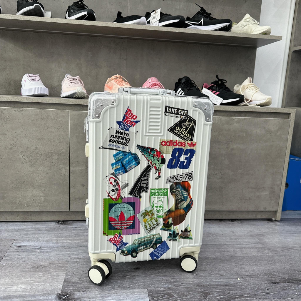 Vali Kéo Adidas Sticker Trắng Sữa 2023 mẫu 83 [ 38x24.6x58 ] | CITISHOP