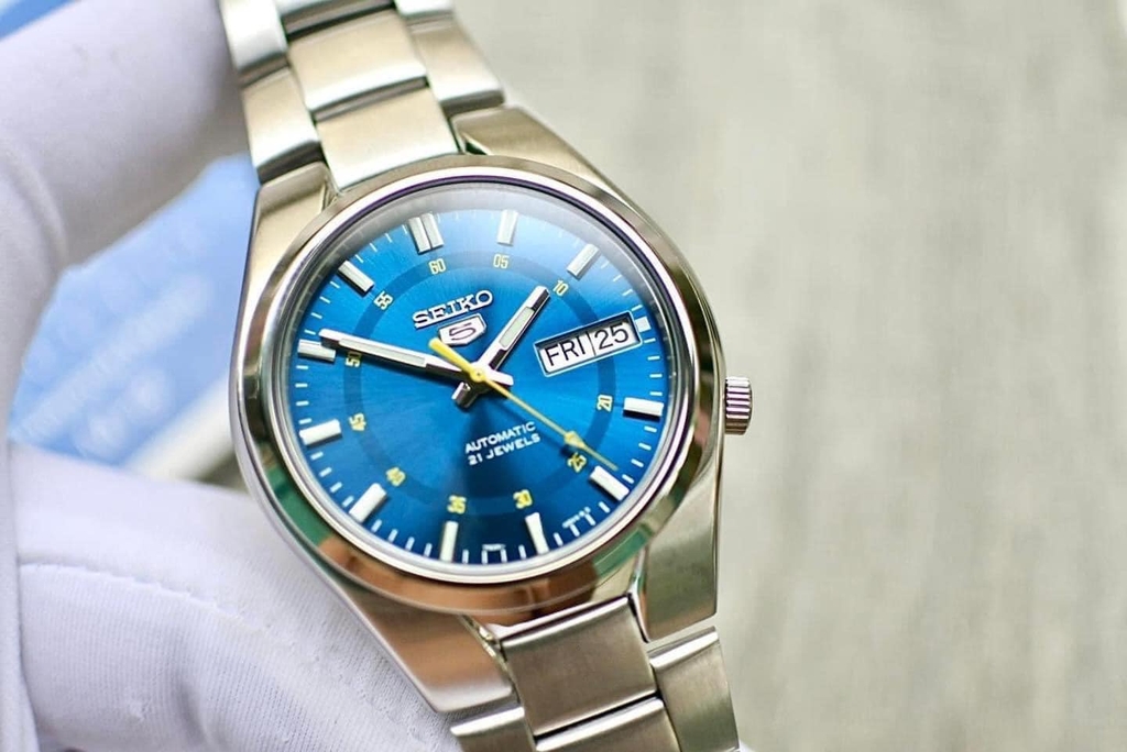 Đồng Hồ Nam Dây Thép SEIKO Automatic SNK615K1