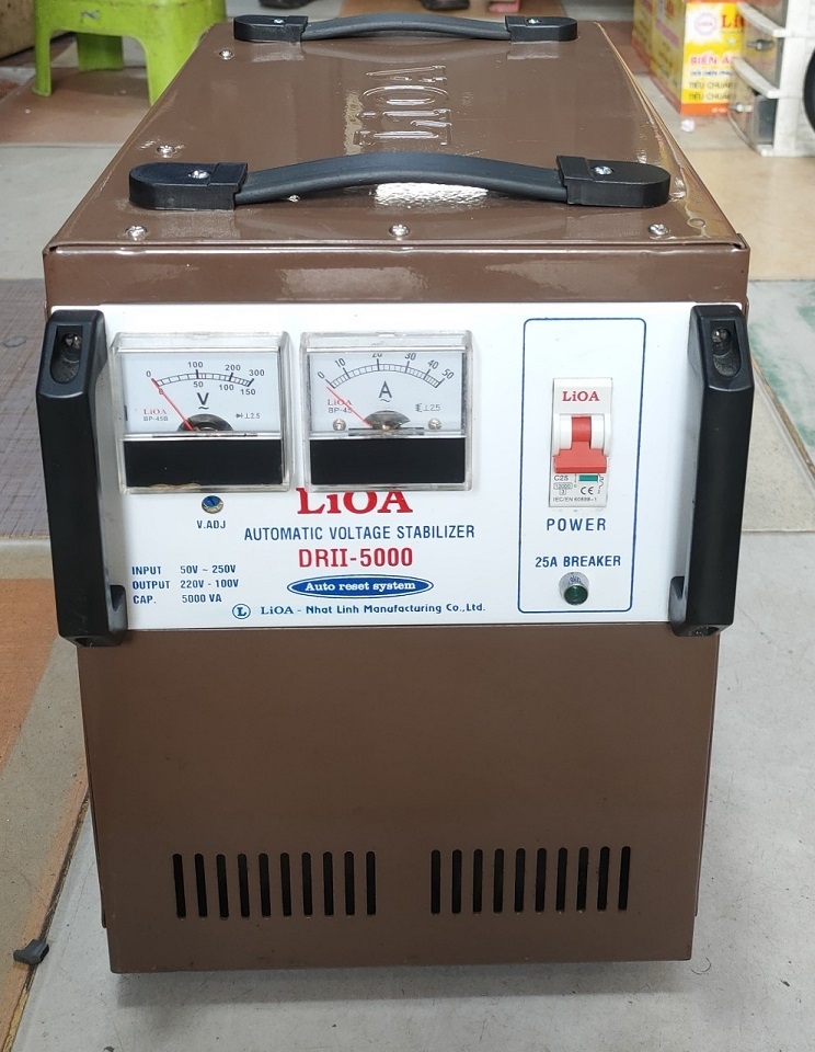 BÁN ỔN ÁP LIOA 5KVA CŨ DẢI 50V - 250V MODEL DRII - 5000 THANH LÝ GIÁ RẺ