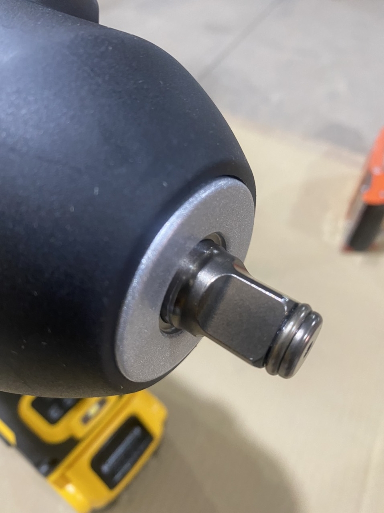 Máy siết bulon dùng pin 18V/20V Max Dewalt DCF900P1