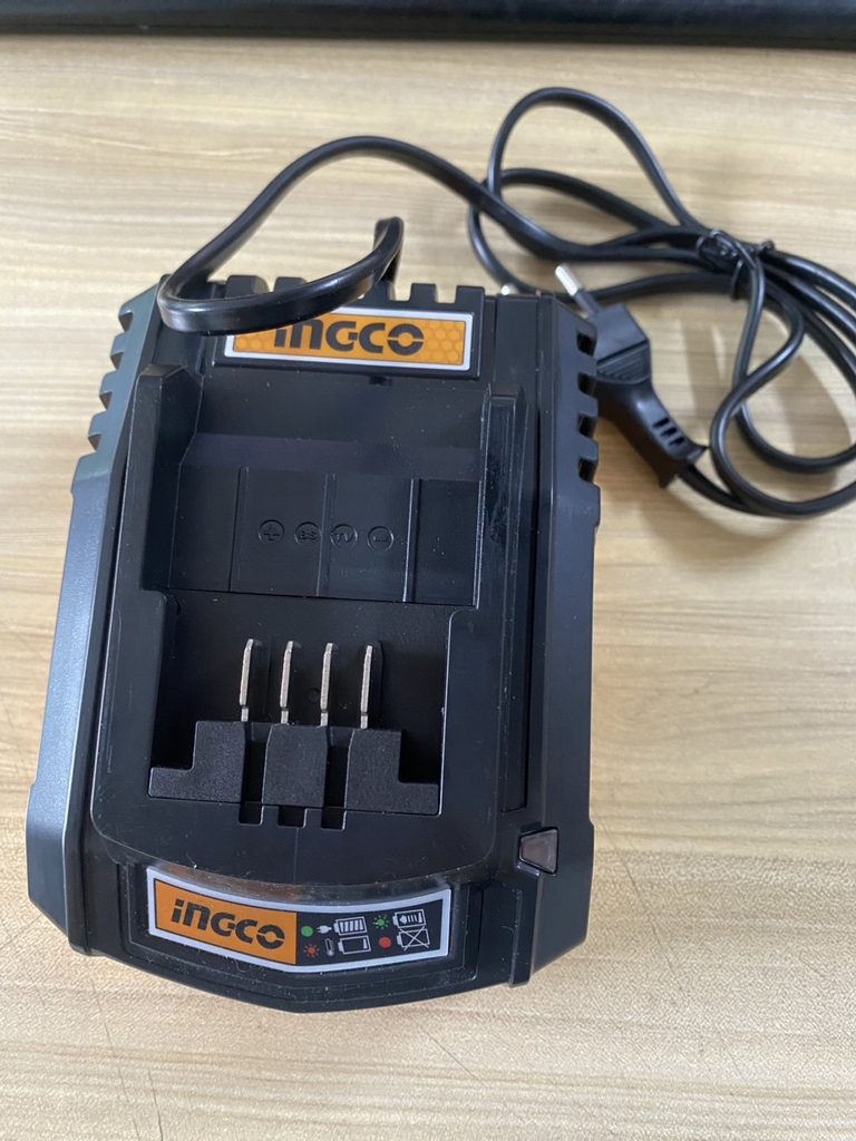 Bộ sạc pin 20V Ingco FCLI2001