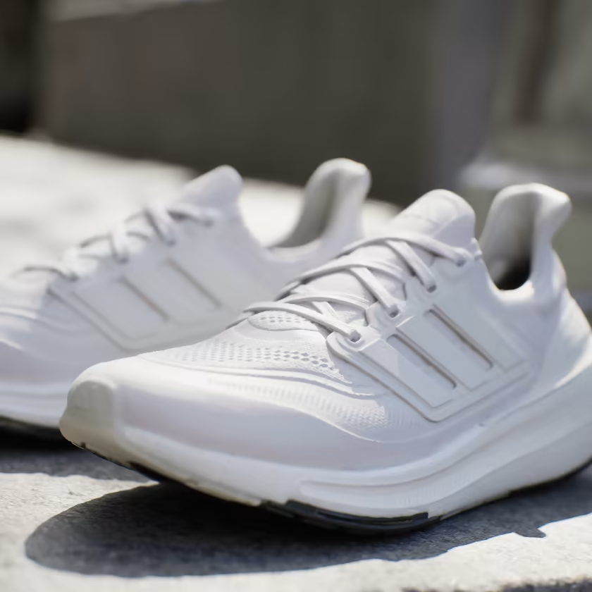 Giày Thời Trang Adidas Ultraboost Light 23 "Triple White" GY9350 Bounty ...