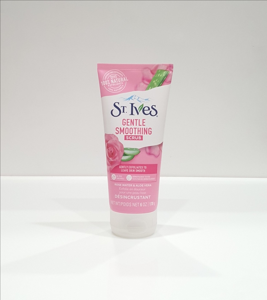 St Ives Gentle Smoothing Scrub Rose Water And Aloe Vera SỮa RỬa MẶt