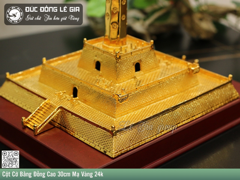 Mô hình Cột Cờ Bằng Đồng Mạ Vàng 24k Cao 30cm | Lê Gia Group - Giữ Chữ ...