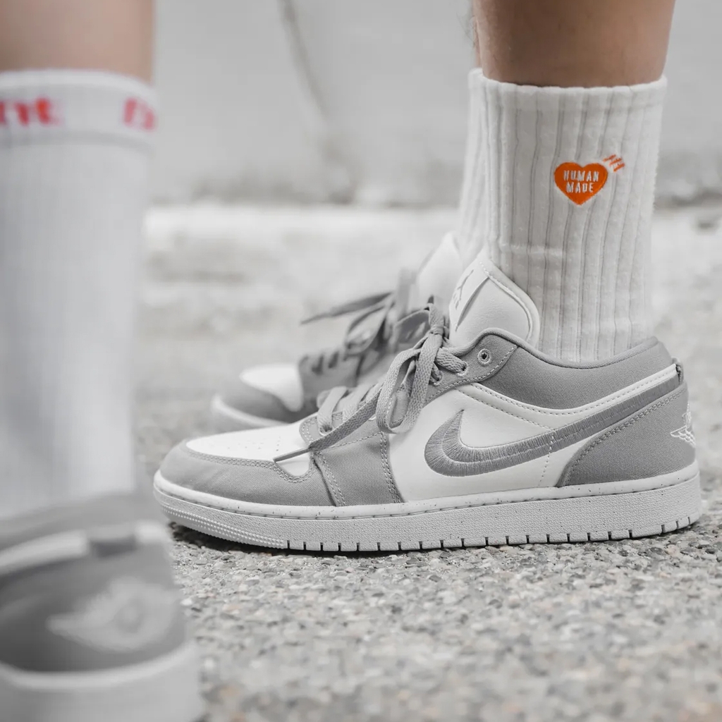 Giày Nike Air Jordan 1 Low SE Light Steel Grey DV0426-012 Giày Nike Air Jordan 1 Low SE Light Steel Grey DV0426-012
