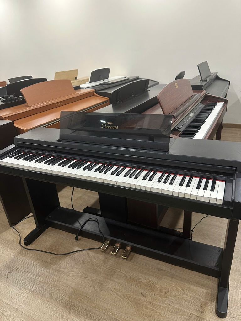 Chỗ bán đàn piano điện uy tín chất lượng Yamaha CLP-560 giá rẻ nhất