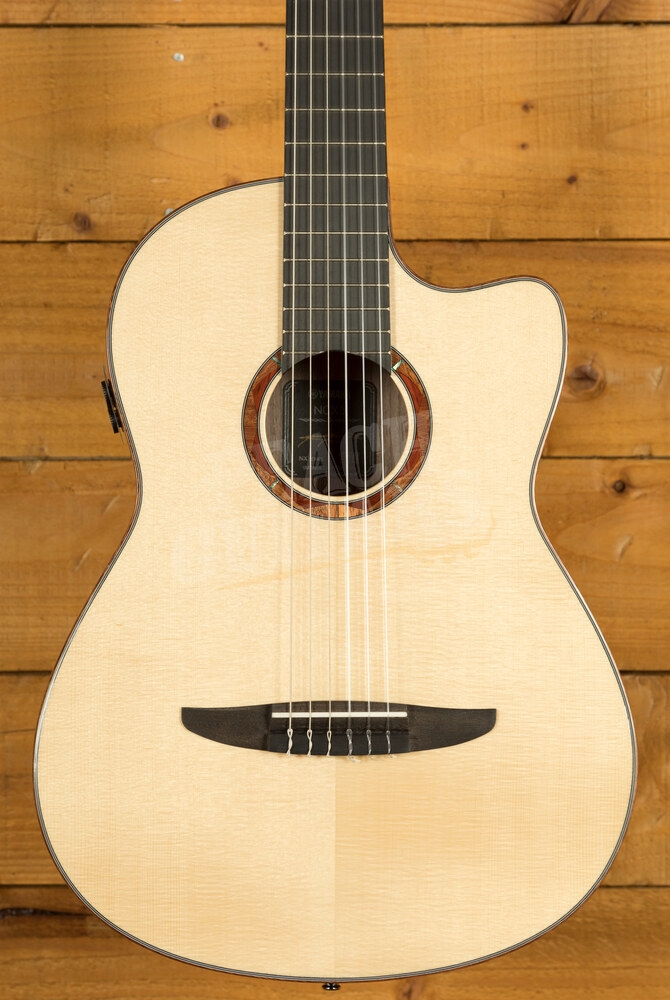 Đàn Guitar Thùng Yamaha NCX5 chính hãng chất lượng cao.