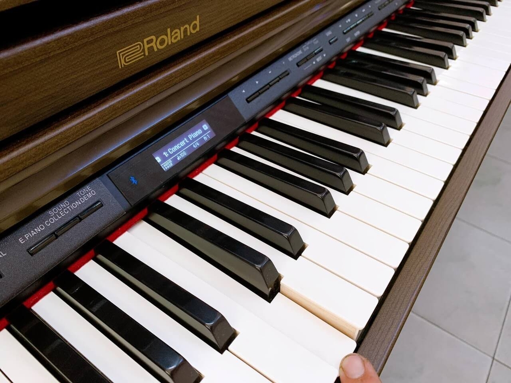 Đàn Piano Điện Roland LX 7 GP