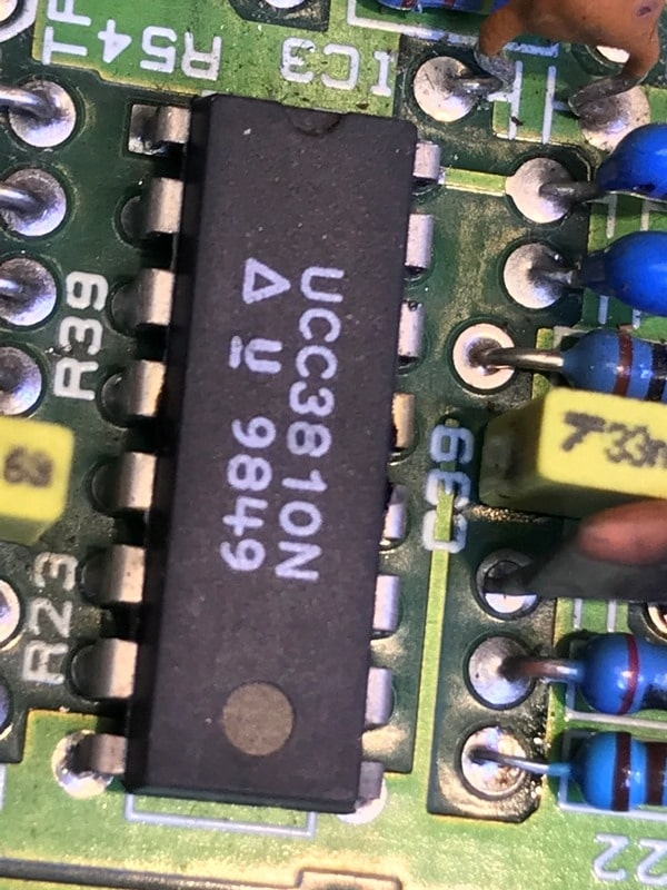IC PWM Ucc3810N 3810N Linh kiện 88