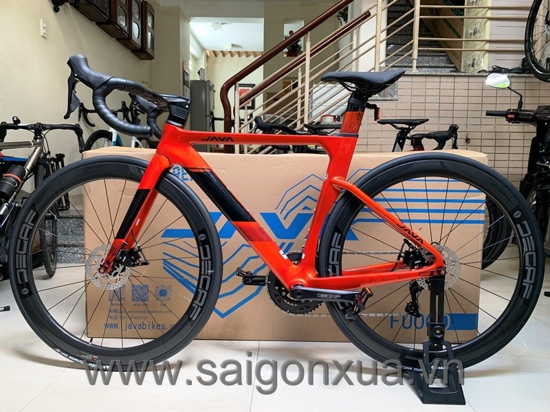 Xe đạp đua JAVA FUOCO DISC (2023) - Khung, vành full Carbon, group ...