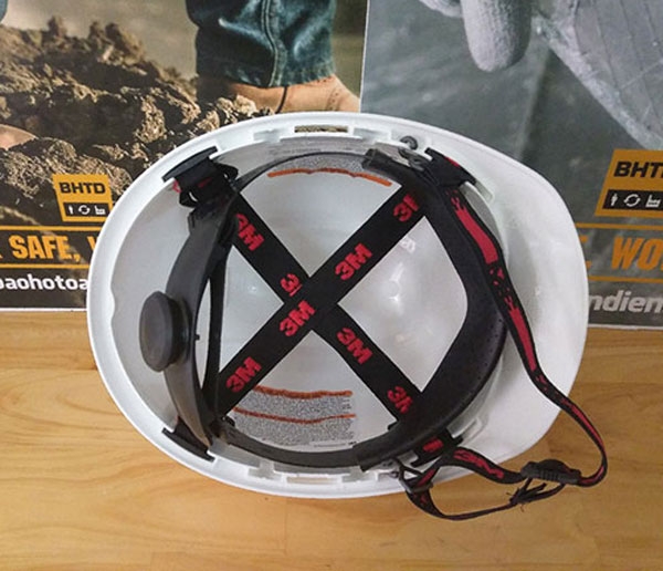 Mũ Bảo Hộ 3M H701V Màu Trắng, mũ bảo hộ 3M chất lượng Cao.