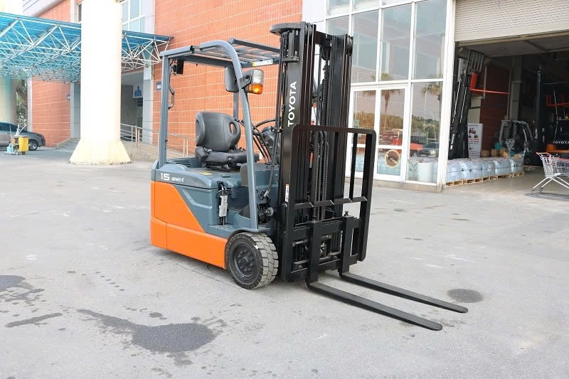 Xe nâng điện cũ 1,5 tấn Toyota 8FBE15. Khung FSV4500. Sản xuất 2016