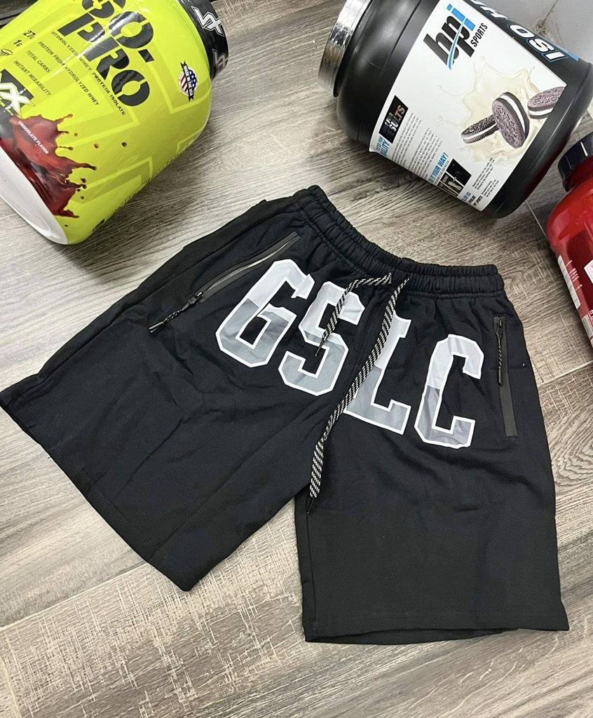 Quần đùi chữ GSLC | wheysinhvien