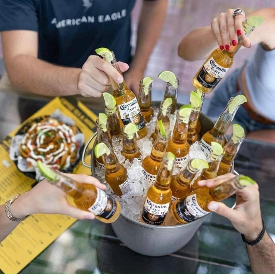 Bia Corona Extra (Mexico) - thùng 24 chai 355ml Daddy Mart