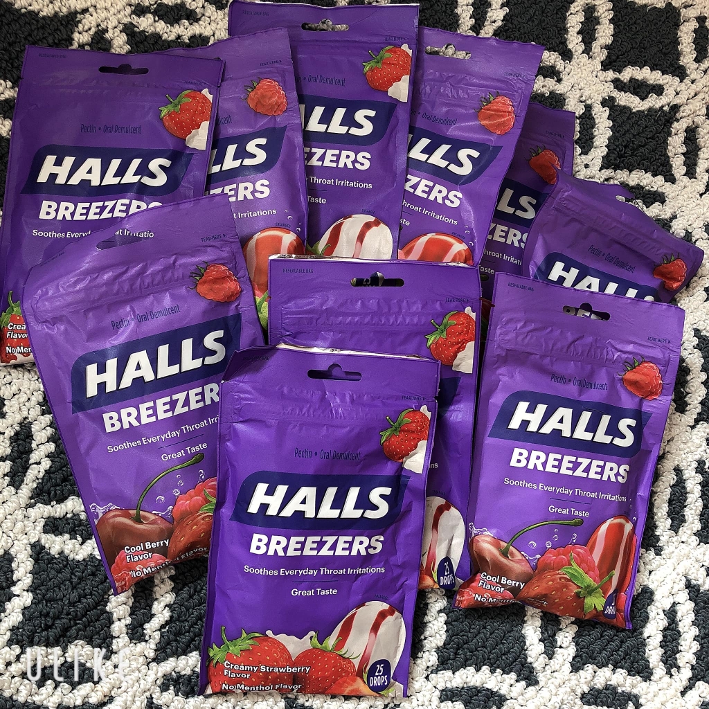 Kẹo Halls thông cổ giảm ho Halls Breezers Cool Berry 25 viên Daddy Mart
