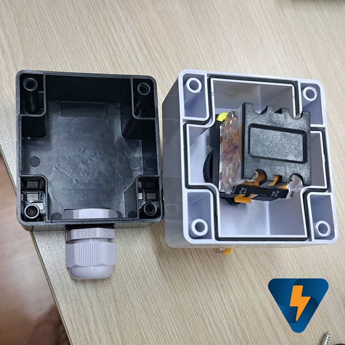 Hộp nút nhấn có nắp che E STOP BOX-1W-EST | Đồ nghề tốt