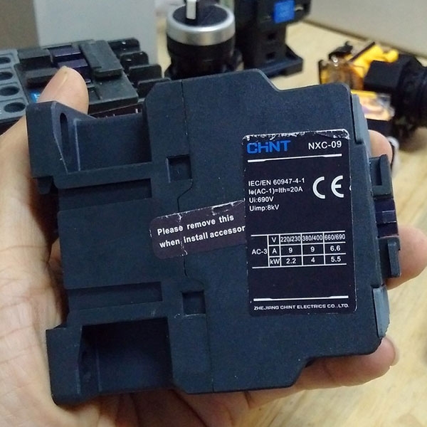 KHỞI ĐỘNG TỪ CONTACTOR CHINT NXC-09 3P 9A HN | Đồ nghề tốt