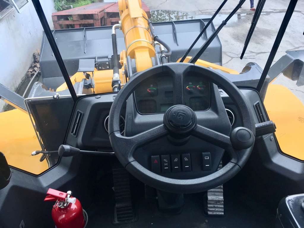 Máy Xúc Lật Liugong CLG 856H Max Gầu 4.2 – 4.7