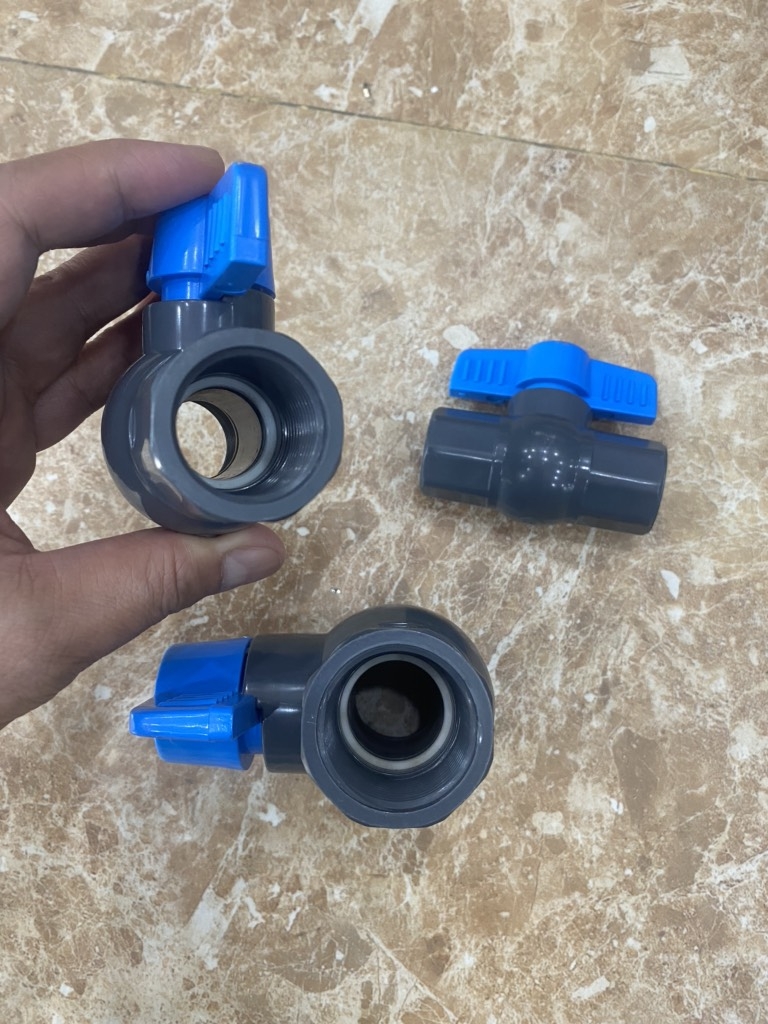 Van Nhựa PVC, Van Ren Trong, Tay Xanh, Không Vỏ Hộp, Tay Vặn Nhẹ Thúy Đạt Ngành Nước