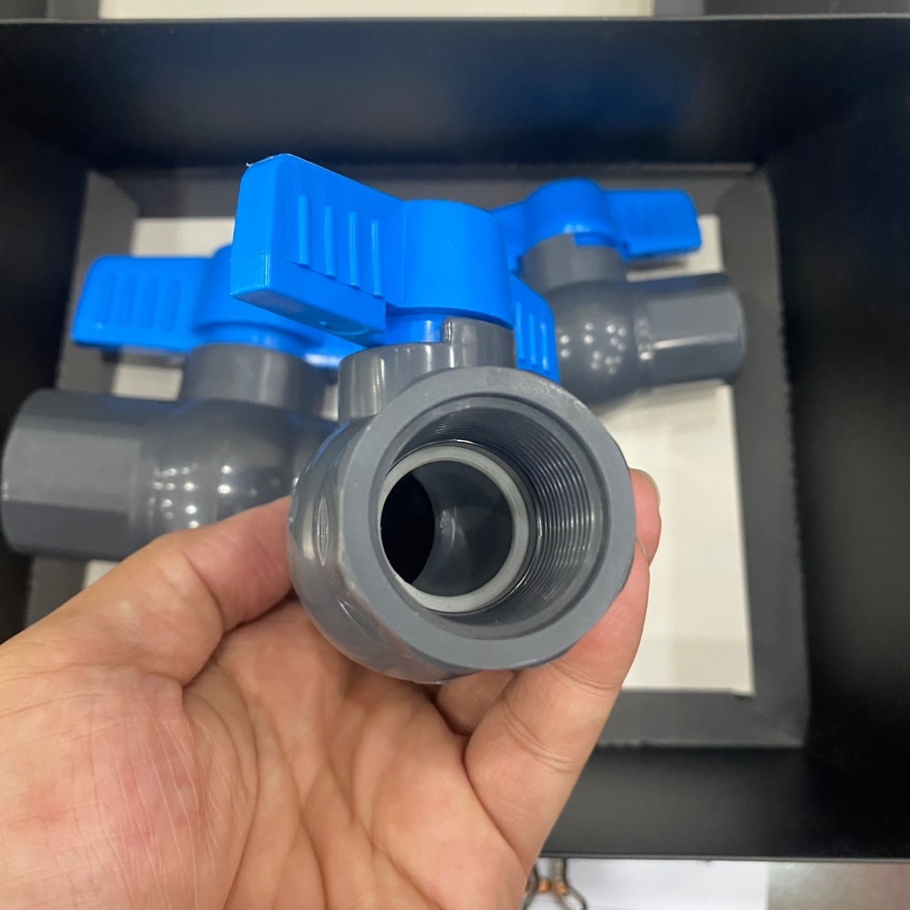 Van Nhựa PVC, Van Ren Trong, Tay Xanh, Không Vỏ Hộp, Tay Vặn Nhẹ Thúy Đạt Ngành Nước