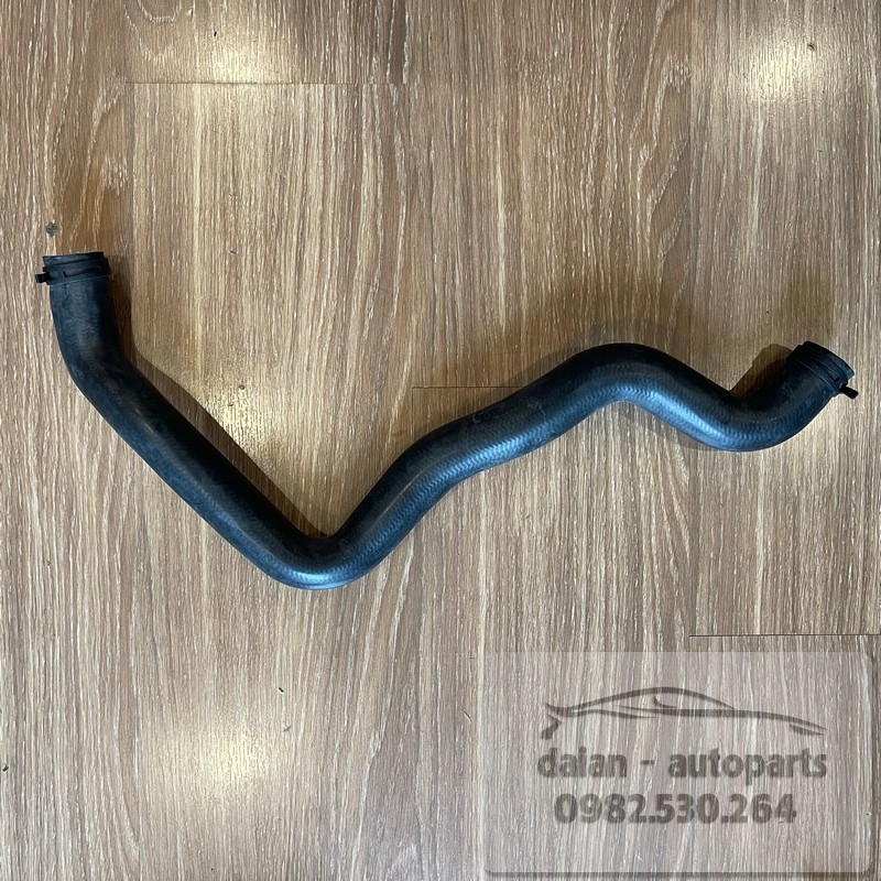 Ống nước dưới Ford Ranger Mazda BT50 3.2 - AB398B273EC daianford.vn