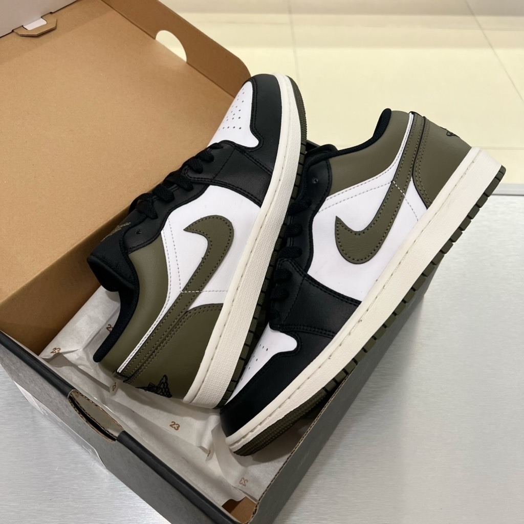 MUA Giày Nike Air Jordan 1 Low ‘Black Toe Medium Olive’ 553558-092 ...