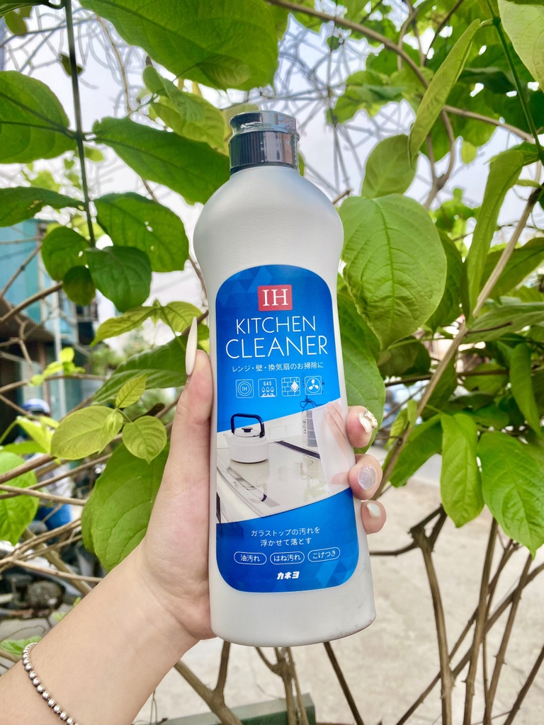 Chai tẩy bếp từ IH Cleaner Kaneyo Nhật 400gr