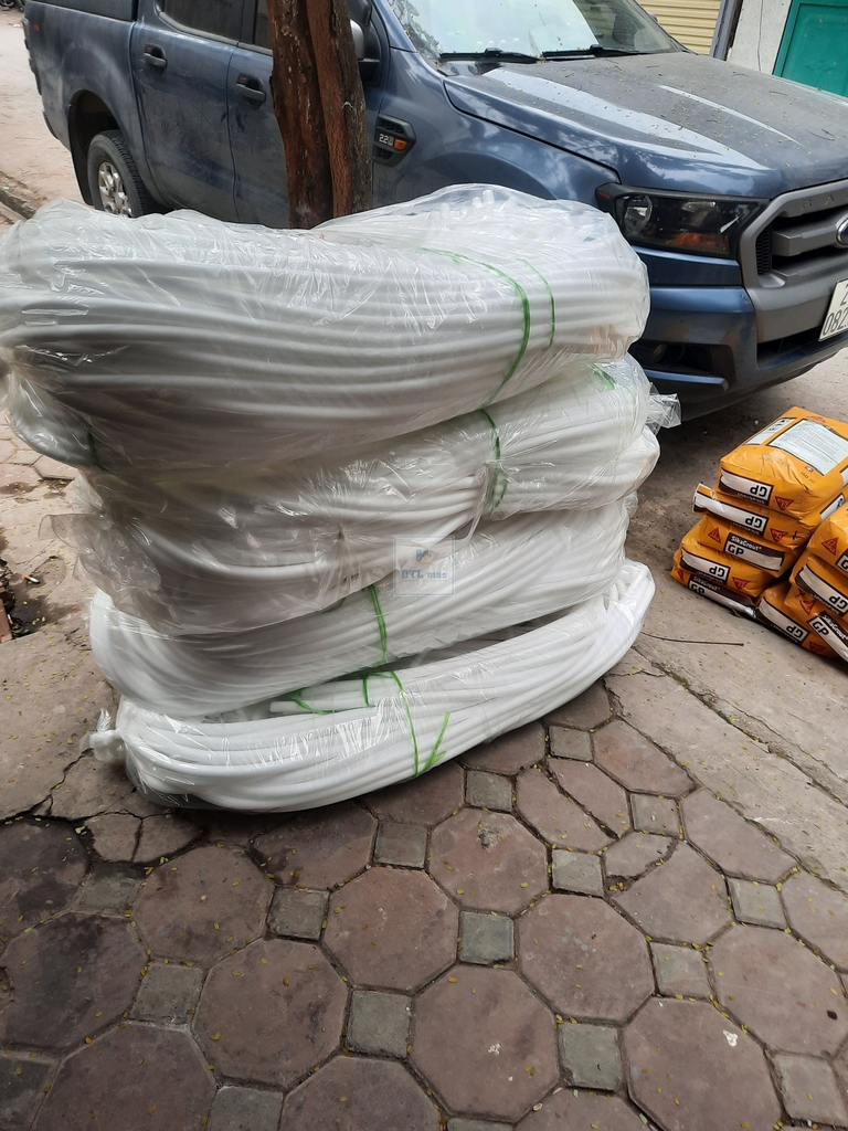 Backer Rod Ø20mm - Thanh xốp chèn khe bê tông đường kính 20mm - Xốp ống ...