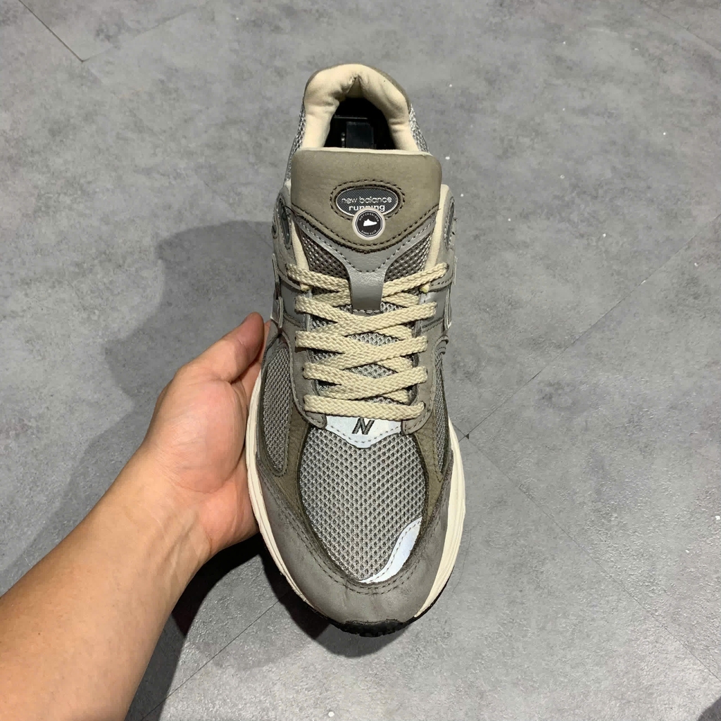 NEW BALANCE 2002R M2002RNM SIZE 43 GIÀY 2HAND CHÍNH HÃNG PVN19853